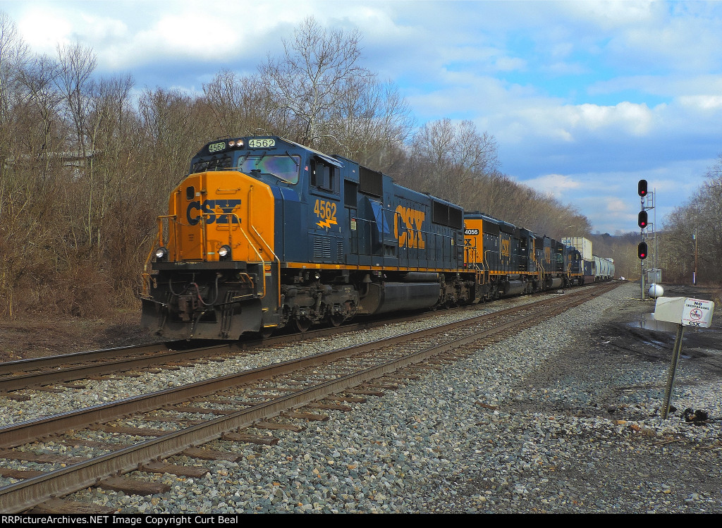CSX 4562, 4056, 8724, 2296 (2)